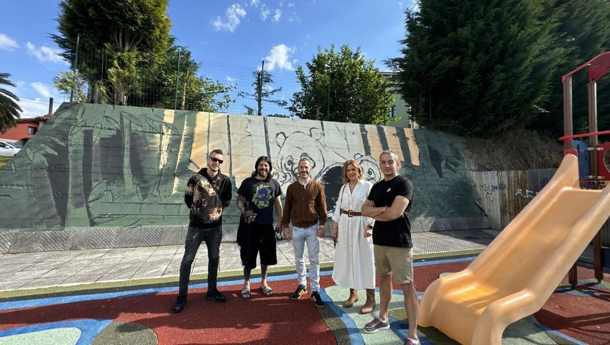 Un mural con osos panda para decorar el parque poleso de Ángel Émbil