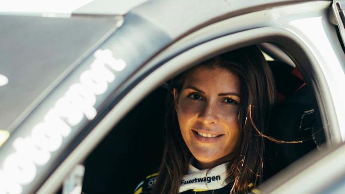 Emma Falcón cuelga el casco para dirigir su propio equipo - La Provincia