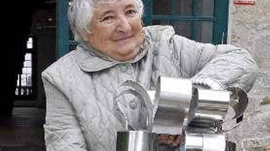 Fallece en su casa de Baiona la artista francesa Michele Lescure