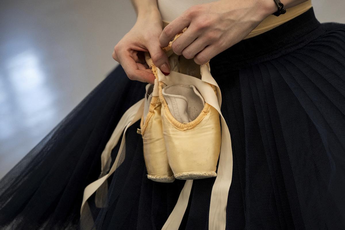 Ganna Muromtseva, bailarina que huyó de Kiev por la guerra , vuelve a ...