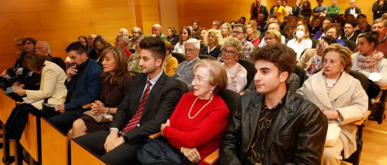 De la Madrid: "Este es un libro para servir al futuro, para ser todavía ...