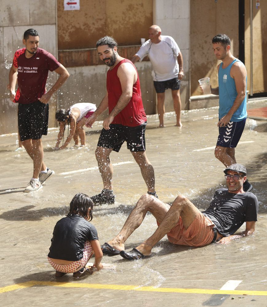 Quartell escapa del calor con su tradicional Xopà - Levante-EMV