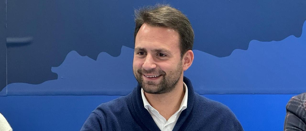 Queipo traslada el apoyo del PP al Gobierno asturiano para garantizar ...