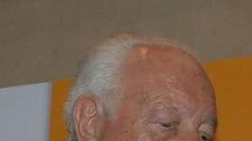 Jorge Cobián releva a su padre en la presidencia del grupo Modelo