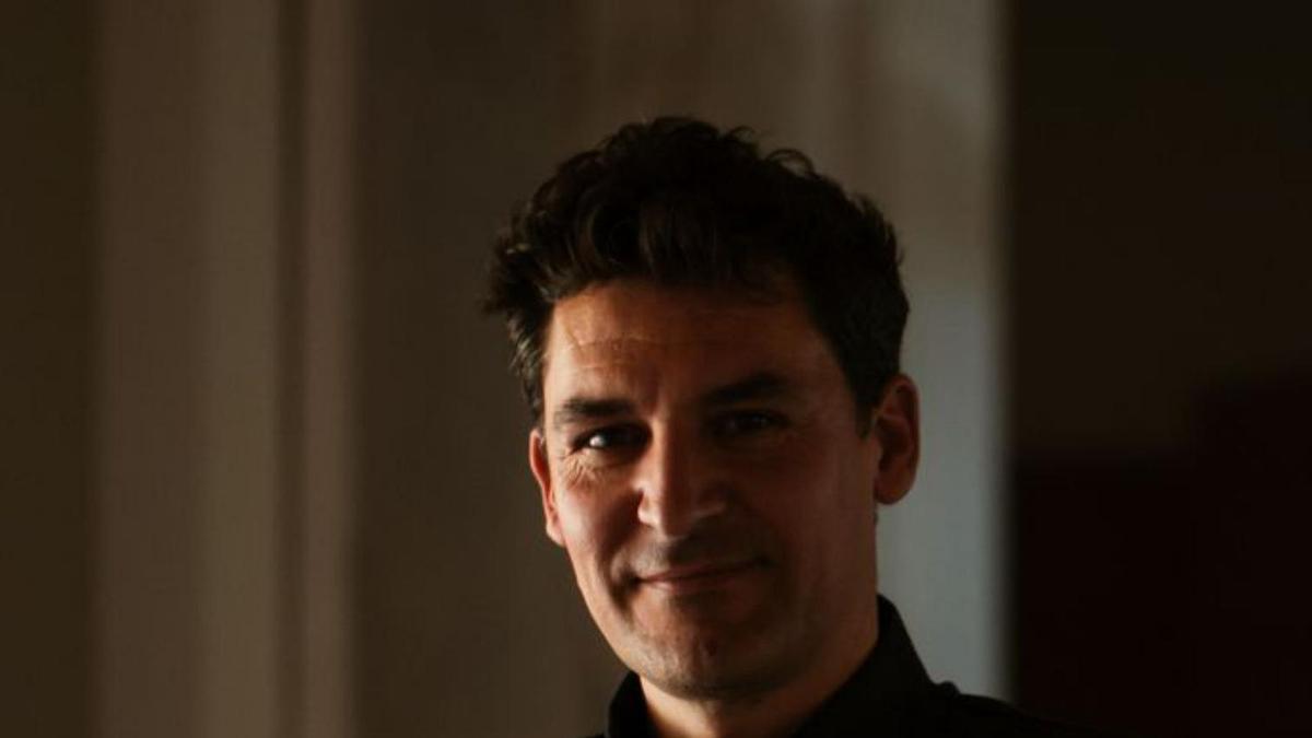 Una estrella y dos soles que brillan cada noche con Óscar Molina ...