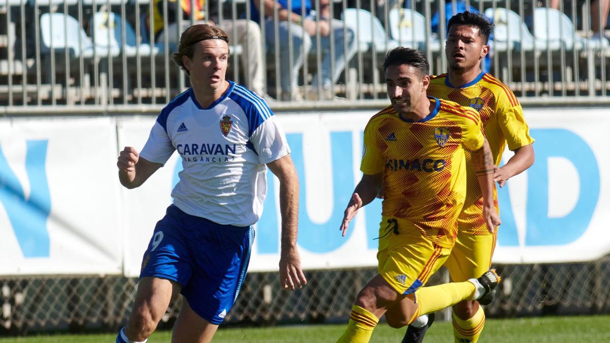 El Diocesano repesca a Javi Bernal y también ficha al lateral Isi López