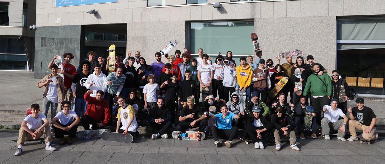 Oda al “skate” en la Praza da Estrela con los NTC Games