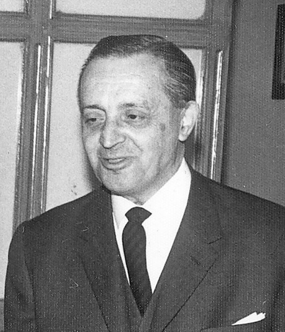 14 directores para un periódico centenario