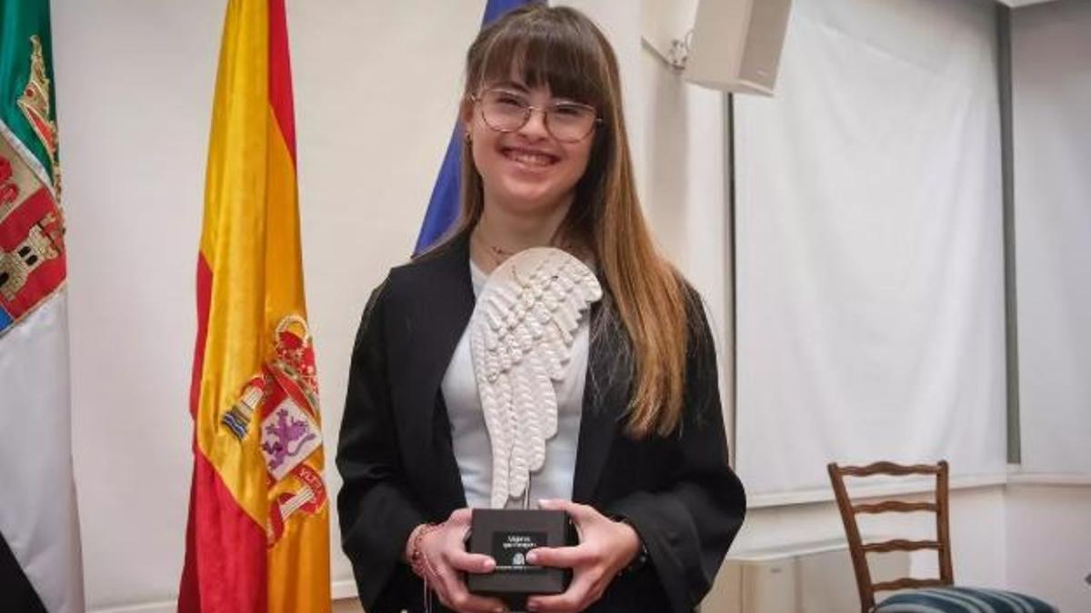 PAULA CISNEROS | Mor la influencer que va donar visibilitat a la ...