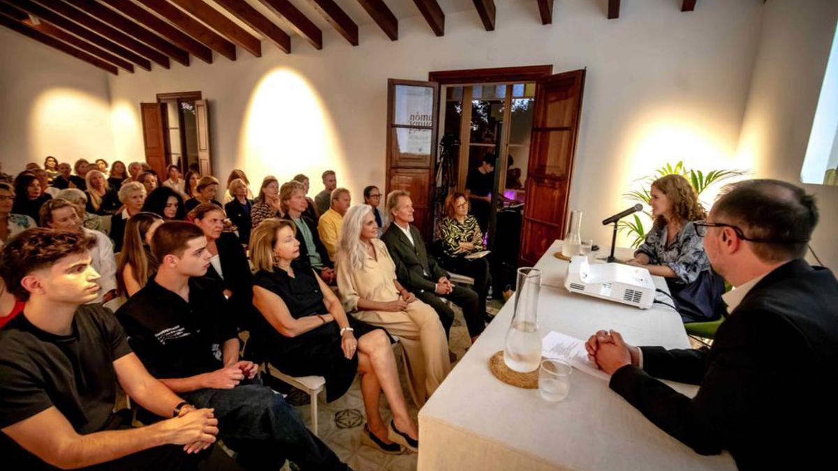 El Espai Buit abre sus puertas en Palma con éxito de convocatoria