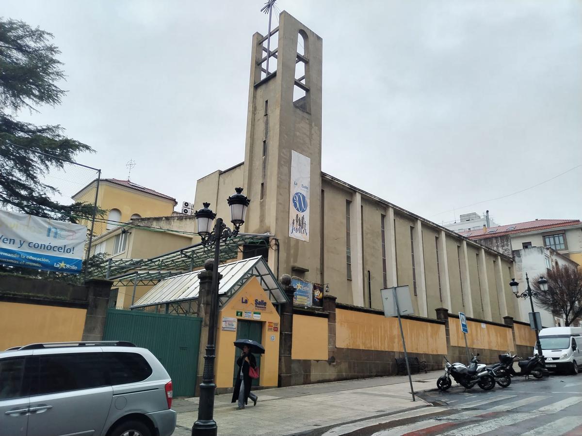 ROBE Y PLASENCIA: De nacer en casa a tocar en la tuna y vender 'vales ...