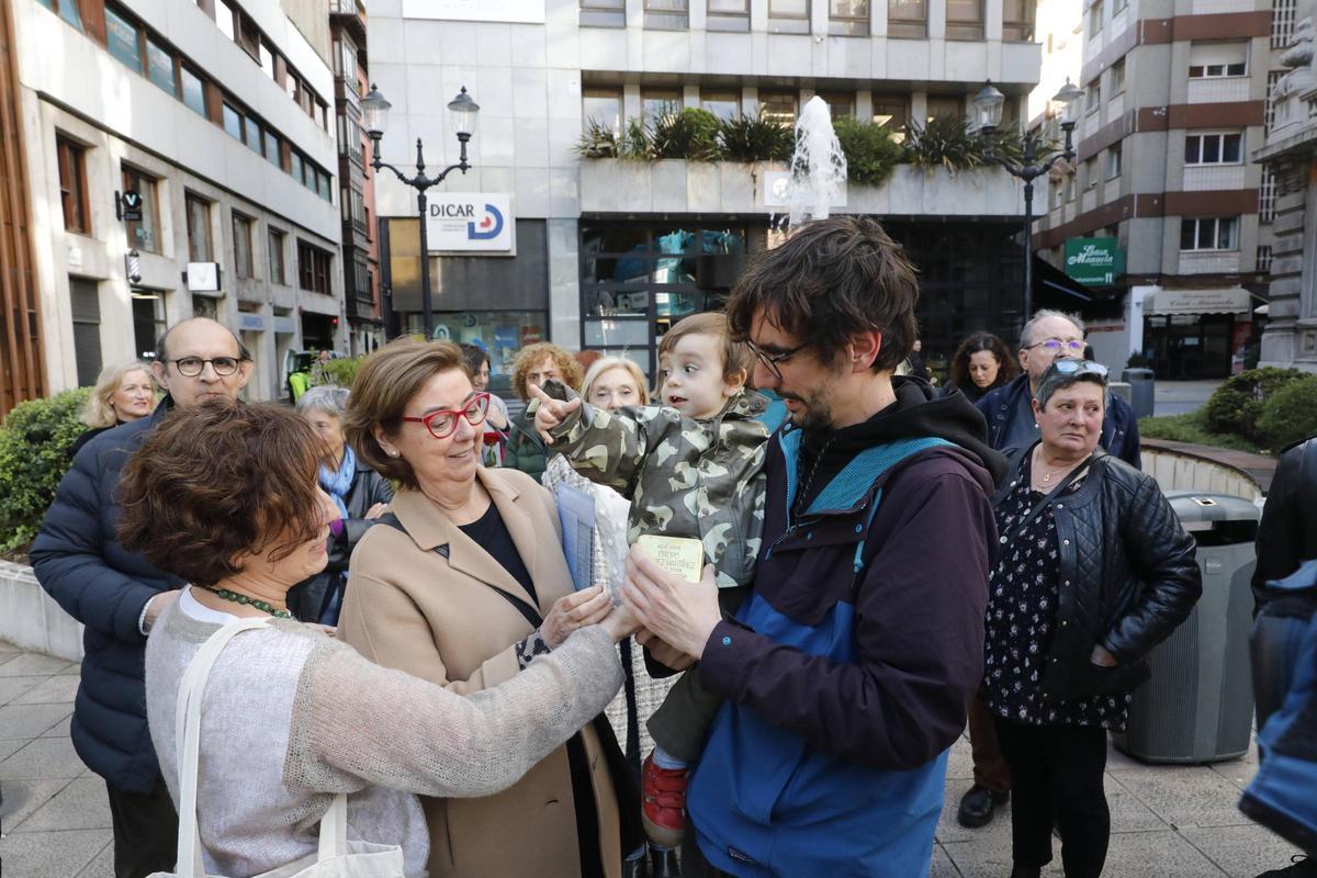 El homenaje a la víctima del nazismo Isidro Álvarez, en imágenes