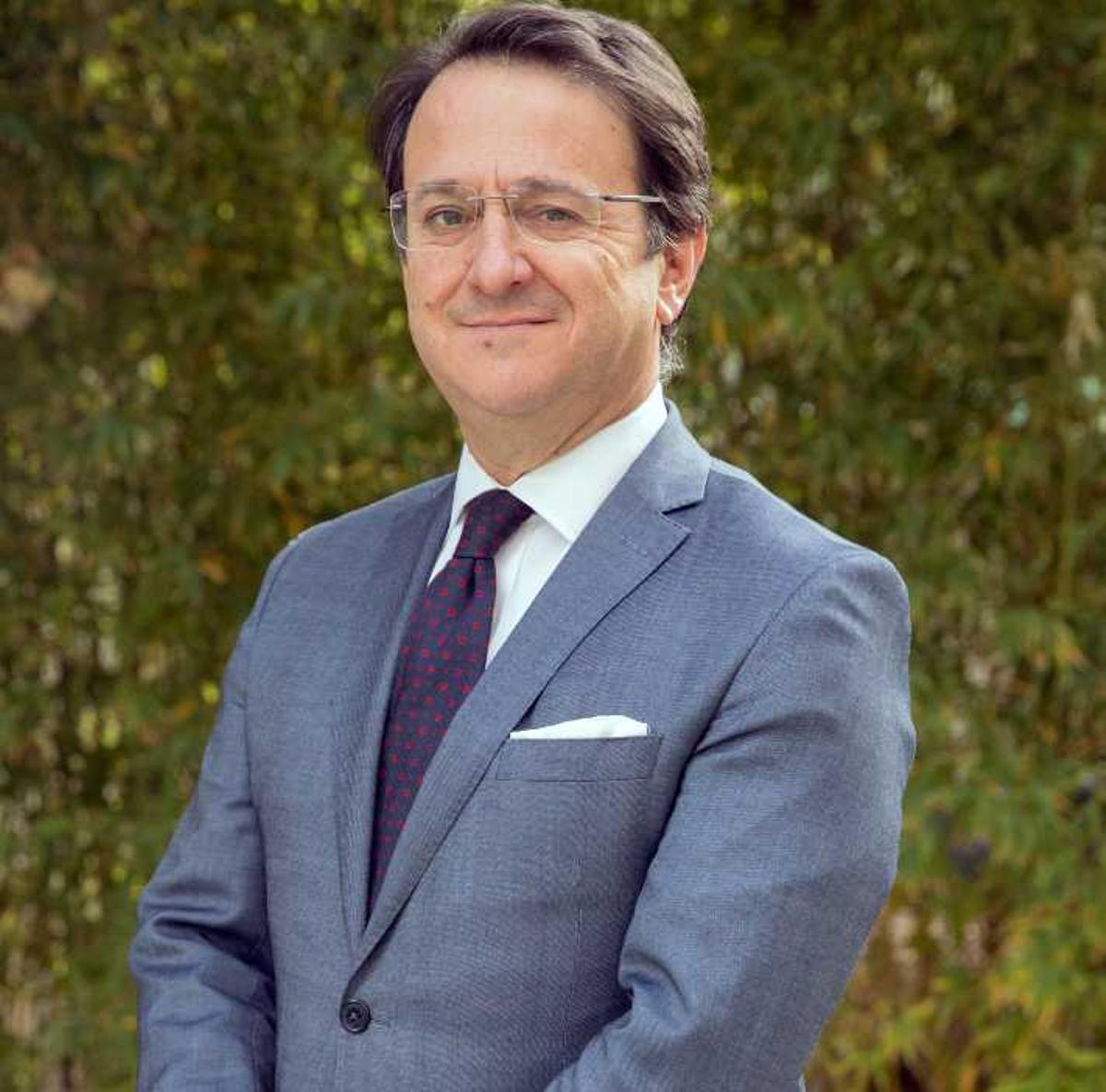 Fallece el abogado alicantino Adrián Dupuy López a causa del covid-19