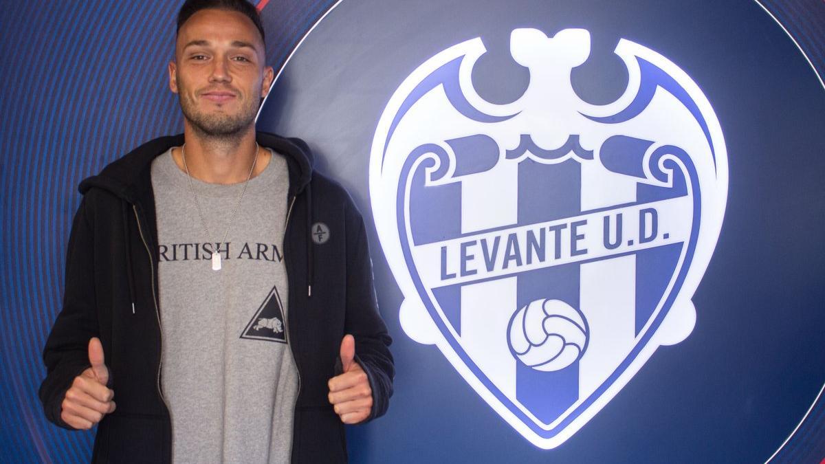 Pablo Íñiguez deja el Hércules y ficha por el Atlético Levante