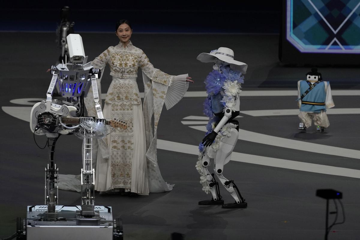 Arrancan los primeros Juegos Mundiales de Robots Humanoides, en Pekín ...
