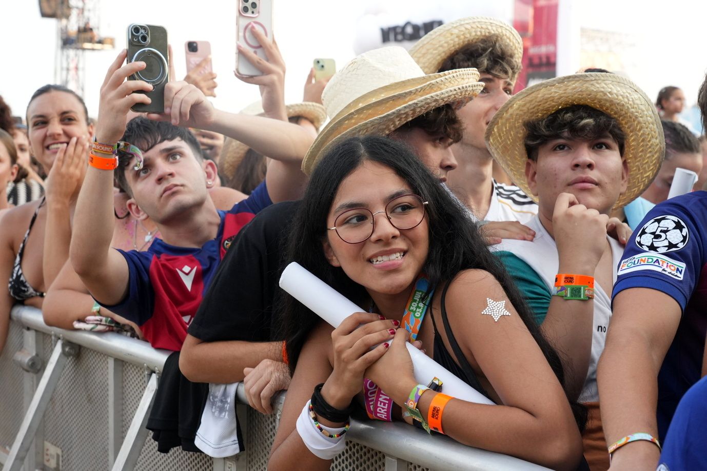 Macrogalería con las imágenes de la última jornada del Arenal Sound ...