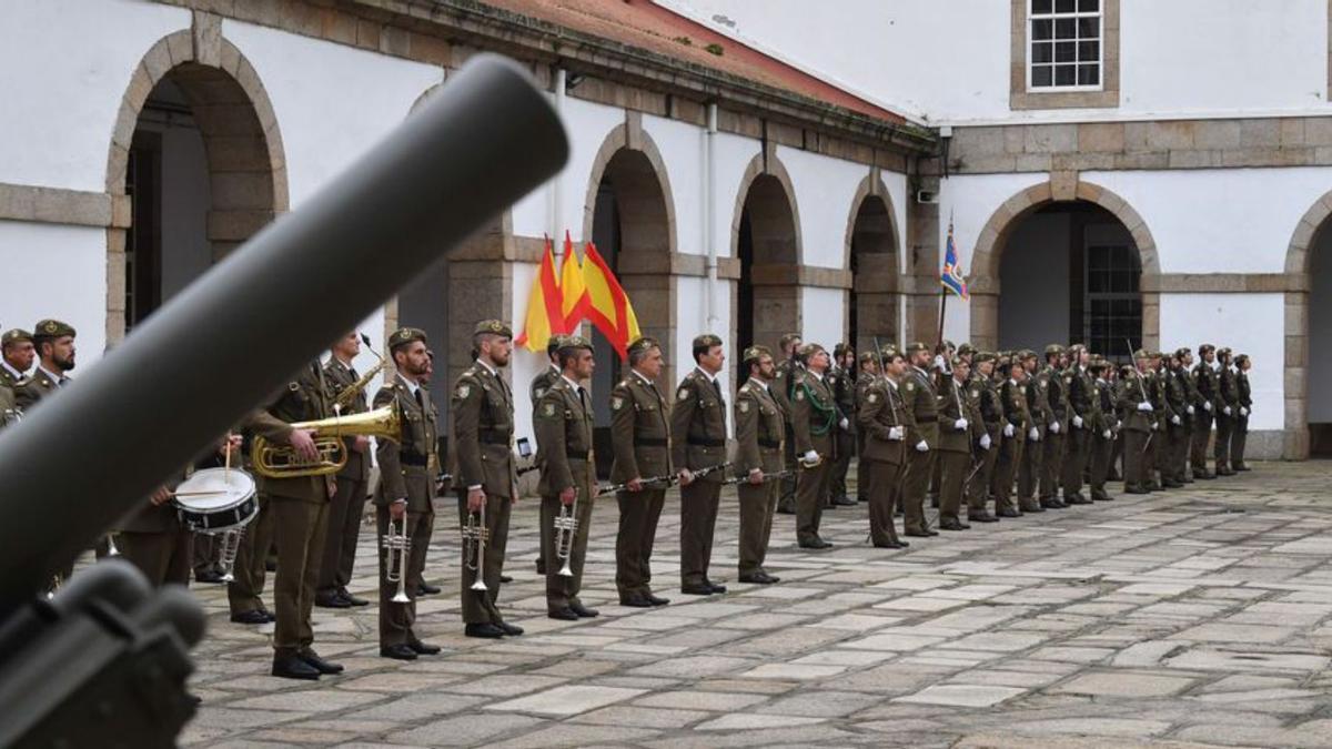 Los militares participan en un acto en el cuartel de Atocha con motivo ...
