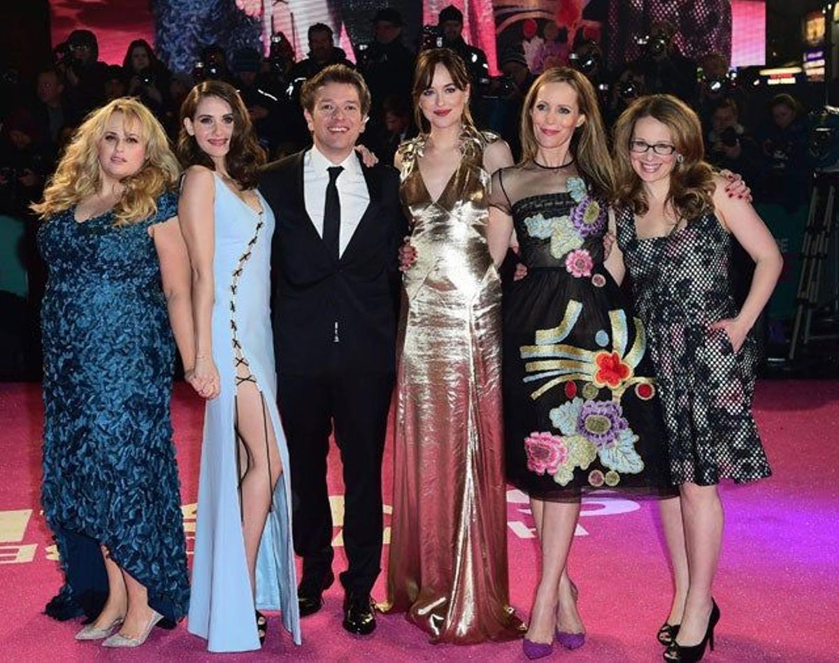 Dakota Johnson brilla en el estreno de 'How to be single' en Londres ...