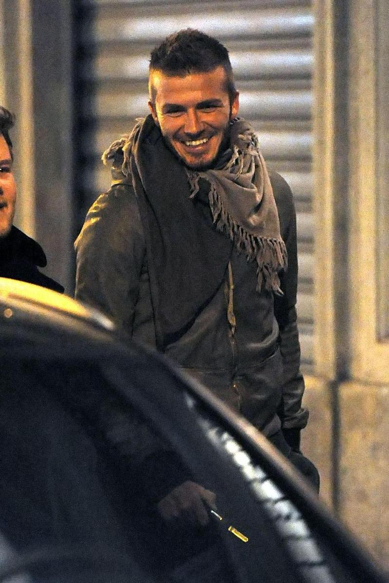 David Beckham, de cenita con amigos - Cuore