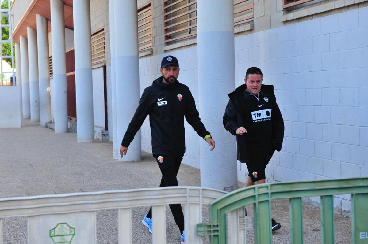 La plantilla del Elche entrena con tres ausencias