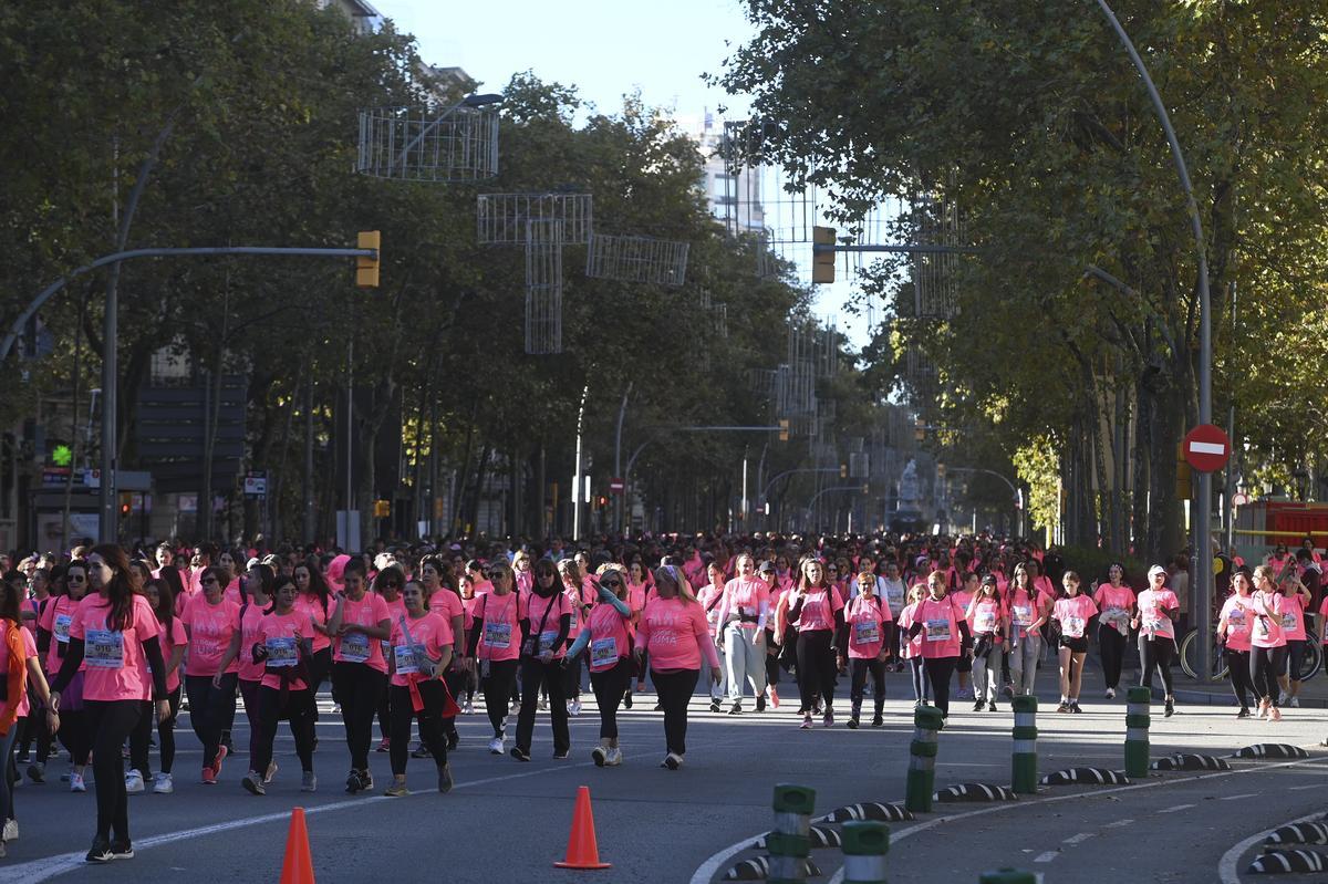 La Cursa de la dona, búscate en las fotos | FOTOS