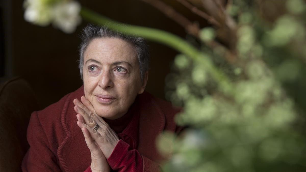 Bárbara Jacobs se retrata en una guía de lecturas