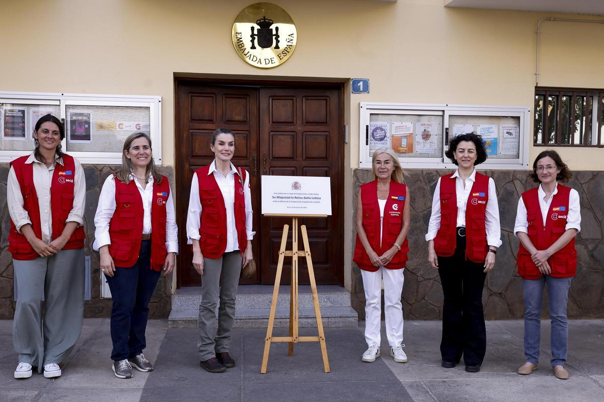 La embajadora ovetense que guía a la Reina Letizia en su viaje de ...