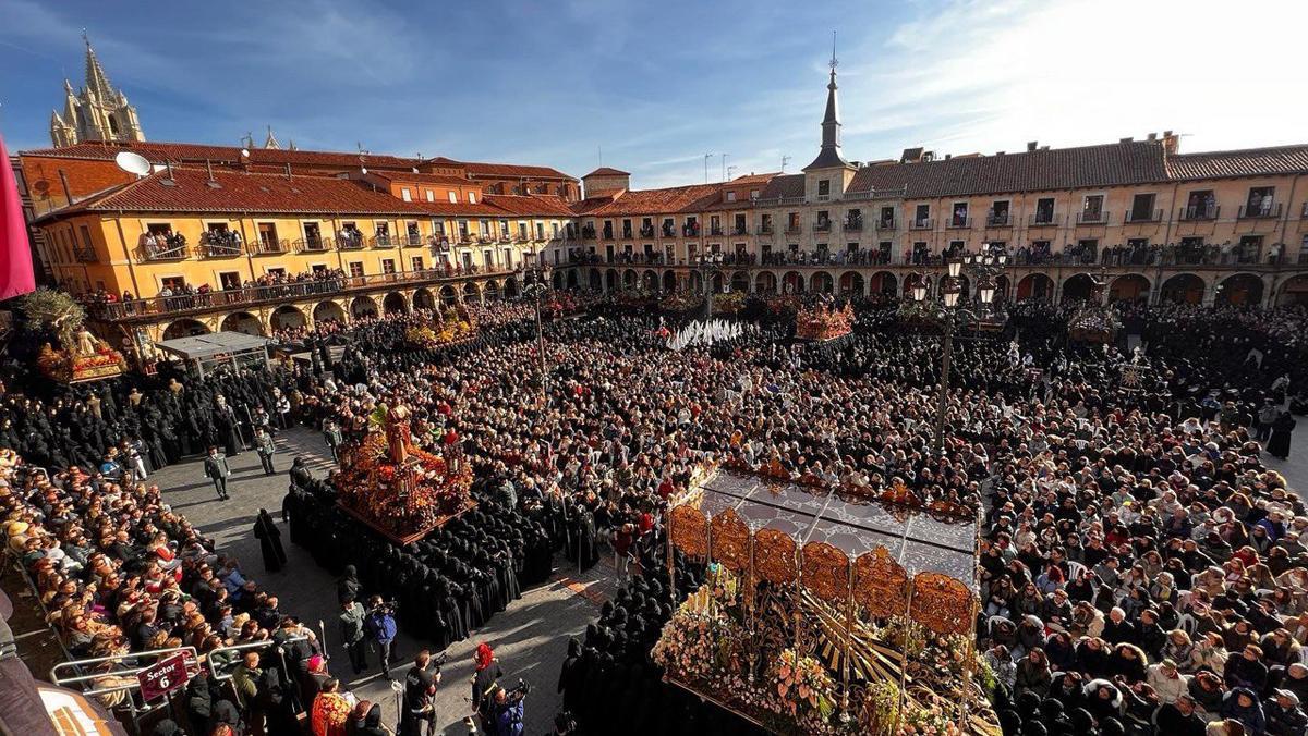 De papones y torrijas, así es la auténtica Semana Santa de León