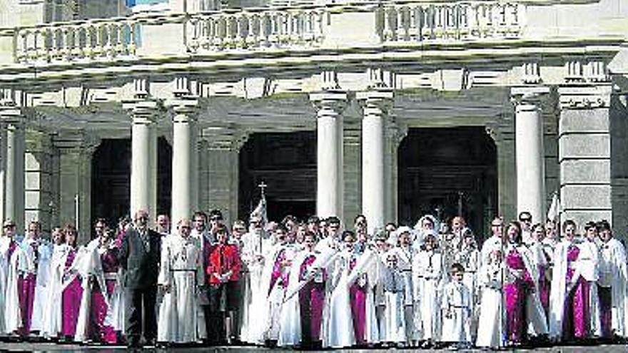 El capataz del Lago Tiberiades pesca los 153 peces del trono