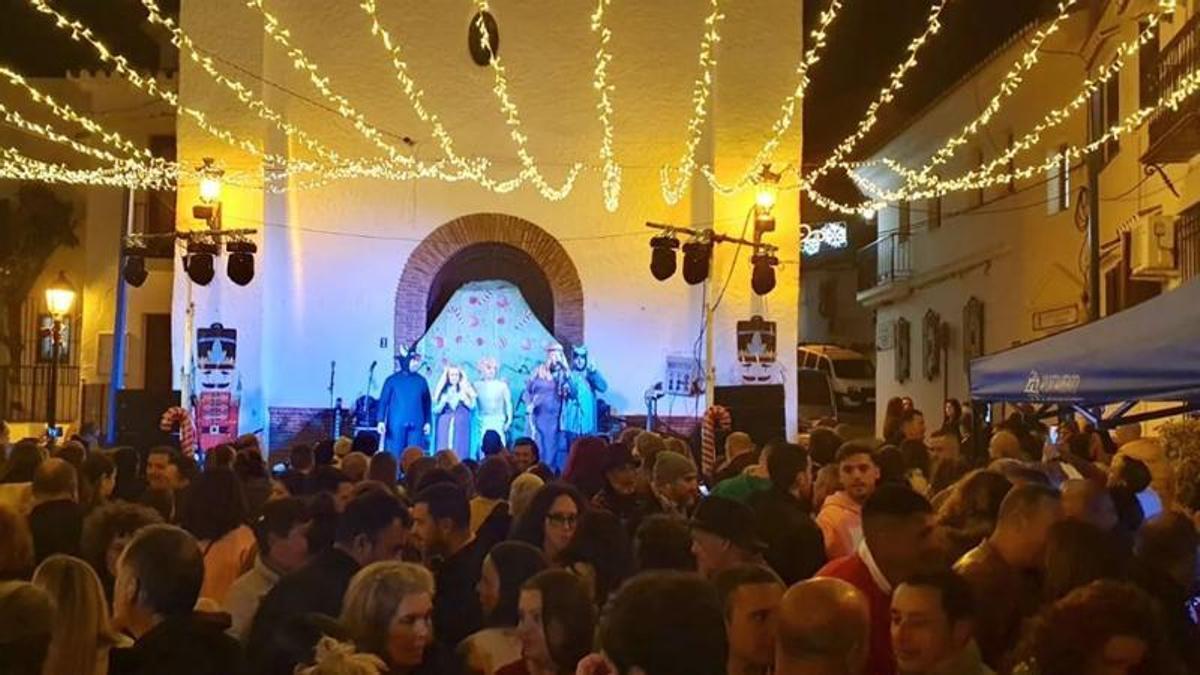 Paella gigante y tradición: el pueblo de Málaga que celebra su gran ...