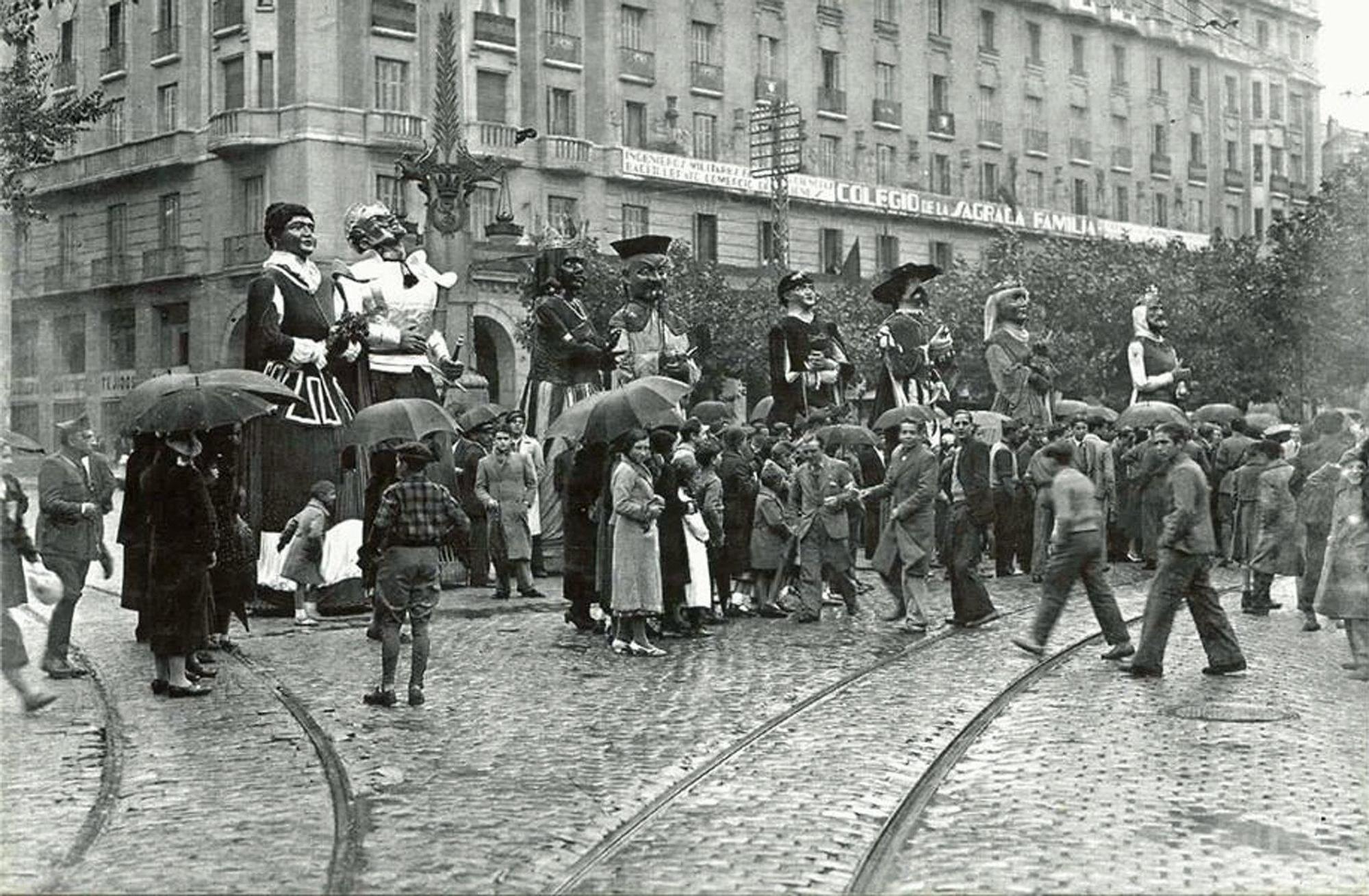 Fotos antiguas de las Fiestas del Pilar de Zaragoza: de los primeros ...