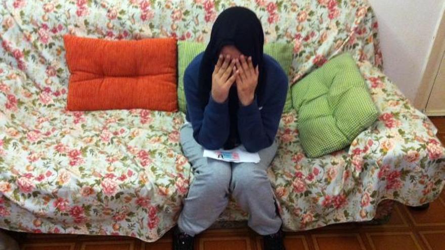 Sanidad niega la asistencia a una enferma de cáncer por carecer de tarjeta