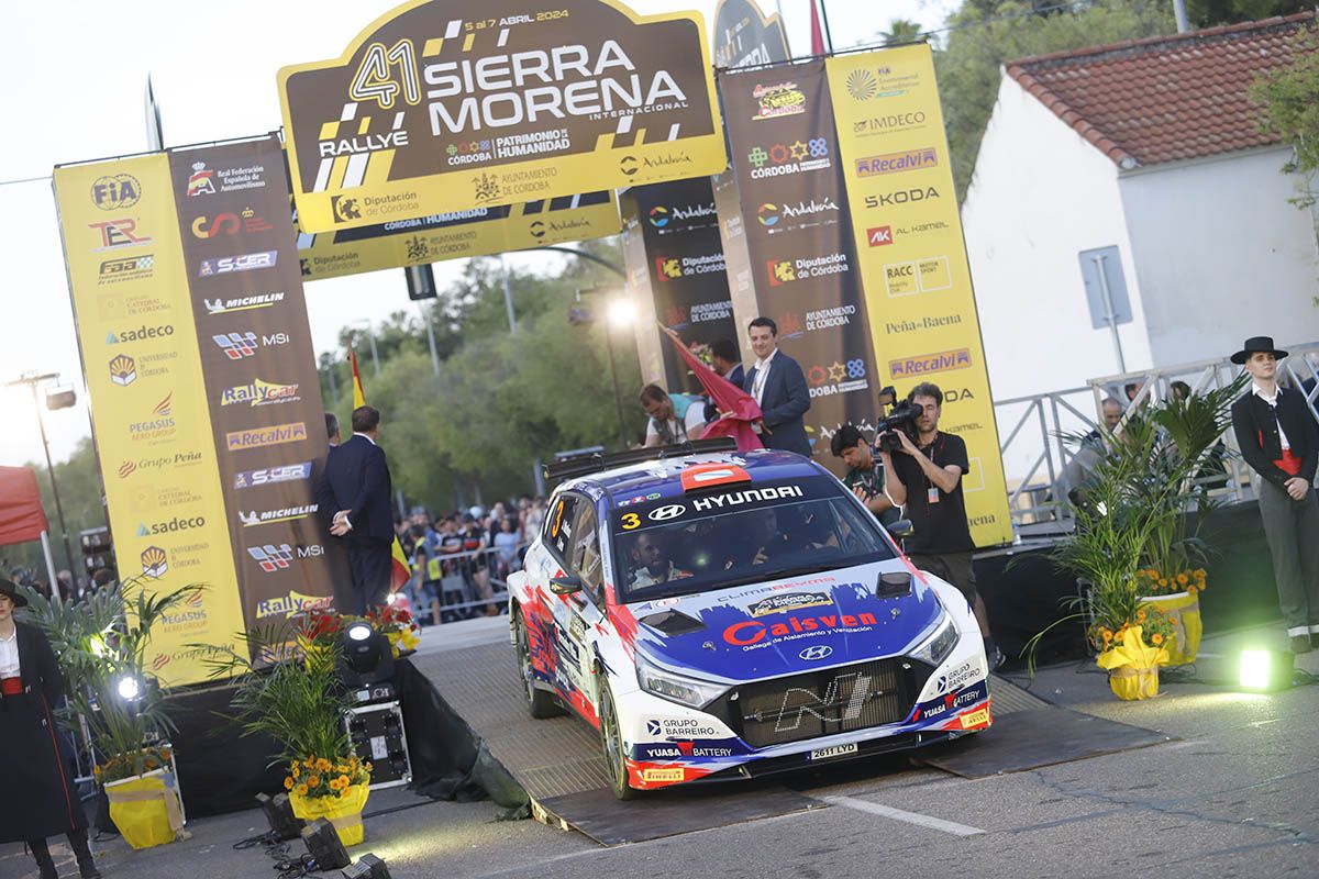 La salida del Rallye Sierra Morena 2024, en imágenes - Diario Córdoba