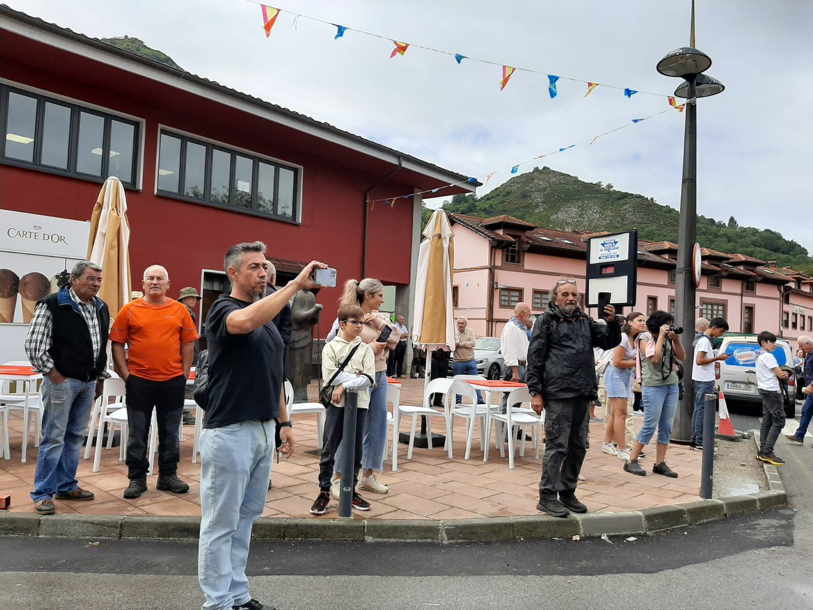 Benia de Onís se va la hierba: todas las imágenes de la Fiesta del ...