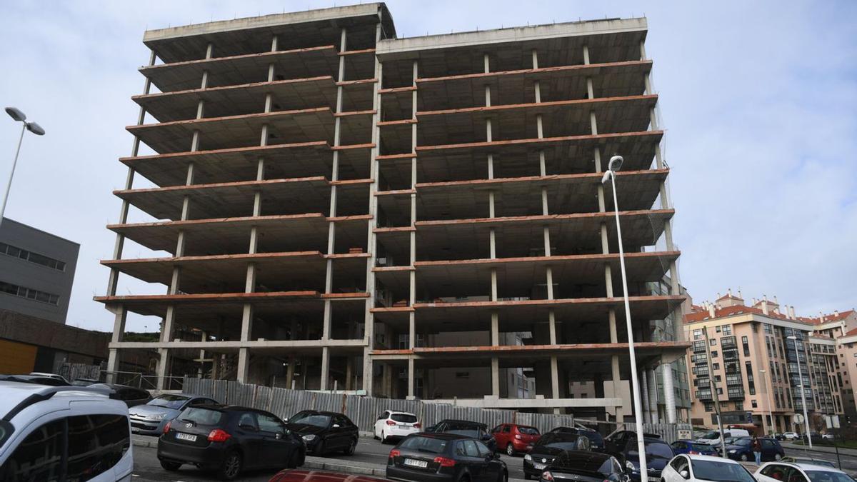 ¿Qué pasará con los esqueletos de Os Rosales, la avenida de Fisterra y ...