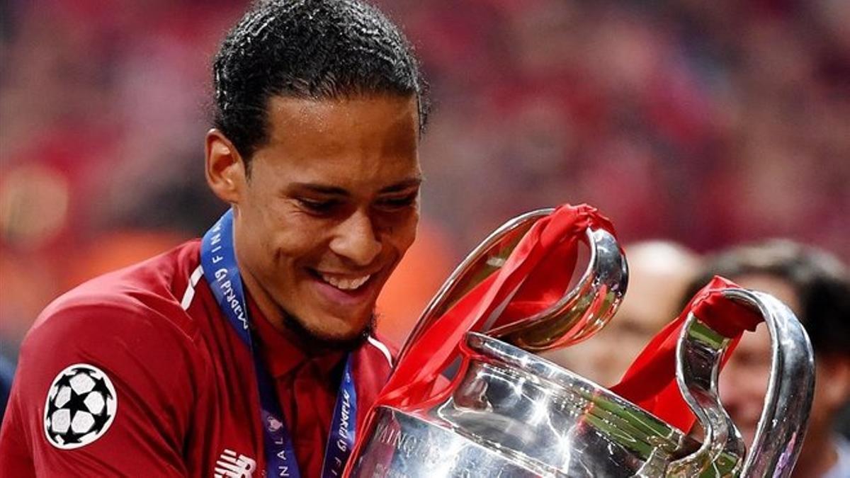Van Dijk: "Messi es el mejor, merece el Balón de Oro"