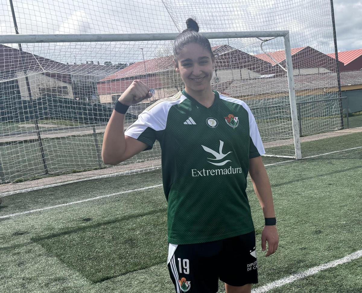 CACEREÑO FÚTBOL: Cacereño y Cacereño Femenino, felices vidas paralelas