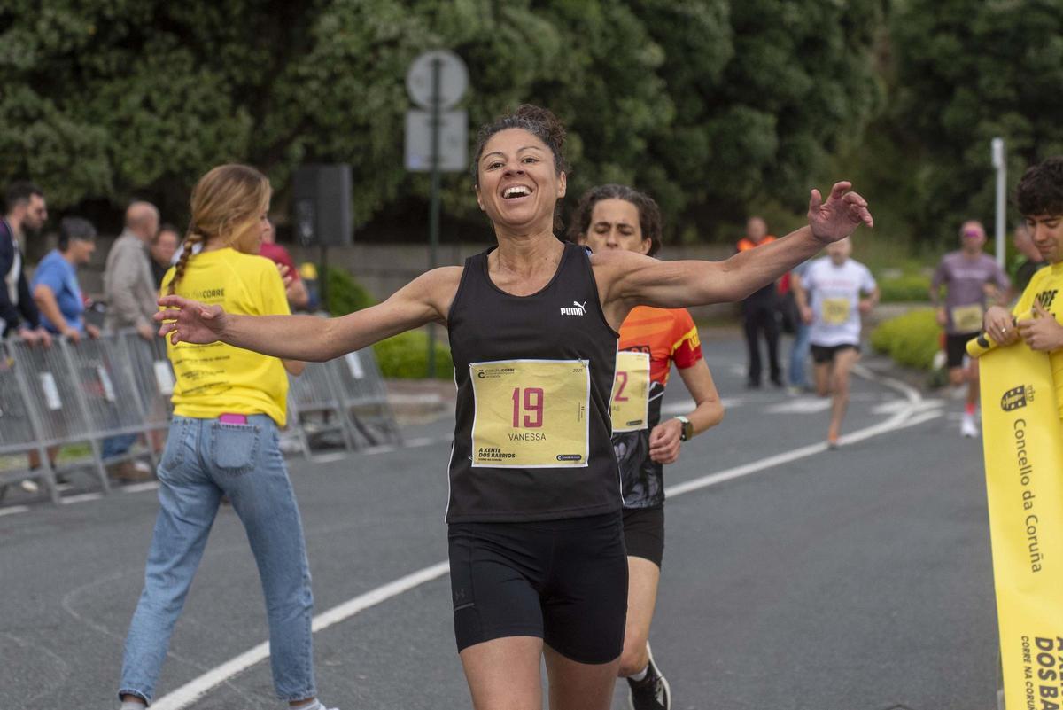 Pablo Bocelo y Vanessa Hervada ganan la carrera popular de Os Rosales