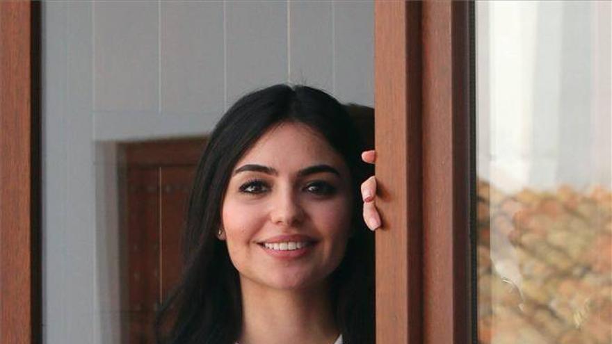 Dalya Yousuf: "El arte es una buena forma de combatir prejuicios contra ...