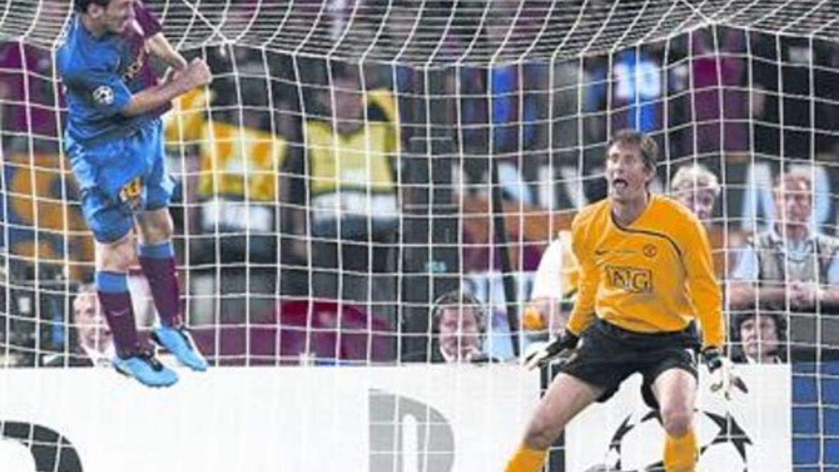 Messi se une definitivamente al Barça al renovar hasta el 2016 con una ...