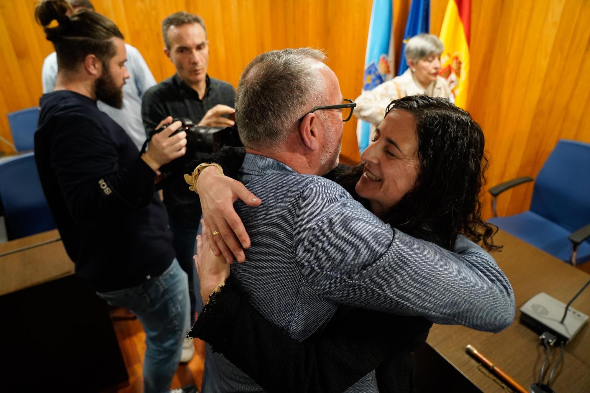 María Pan toma posesión como primera alcaldesa de Cambre
