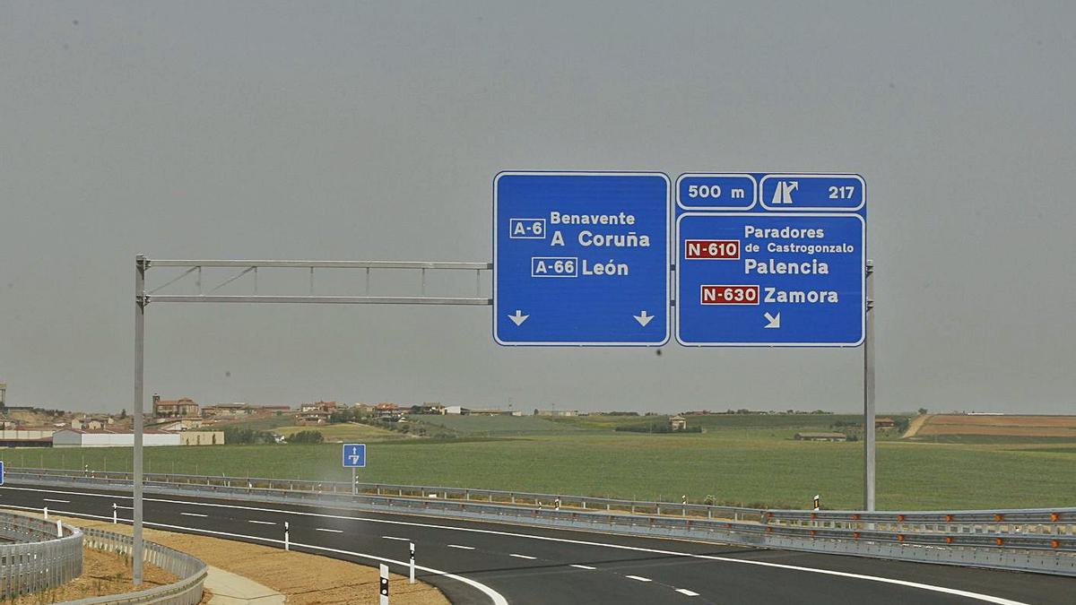 La recogida de firmas virtual contra el peaje en las autovías de Zamora ...