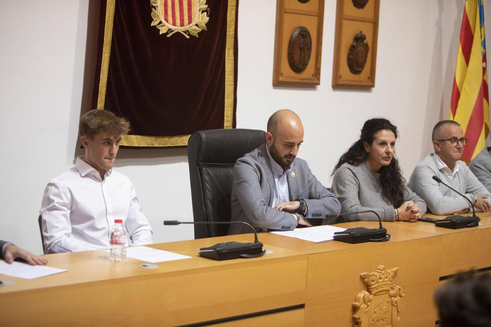 Algemesí concederá al piloto Jaume Masià la medalla de la ciudad al ...