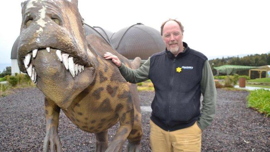 Martin Lockley: "Los pájaros que vemos actualmente son dinosaurios ...