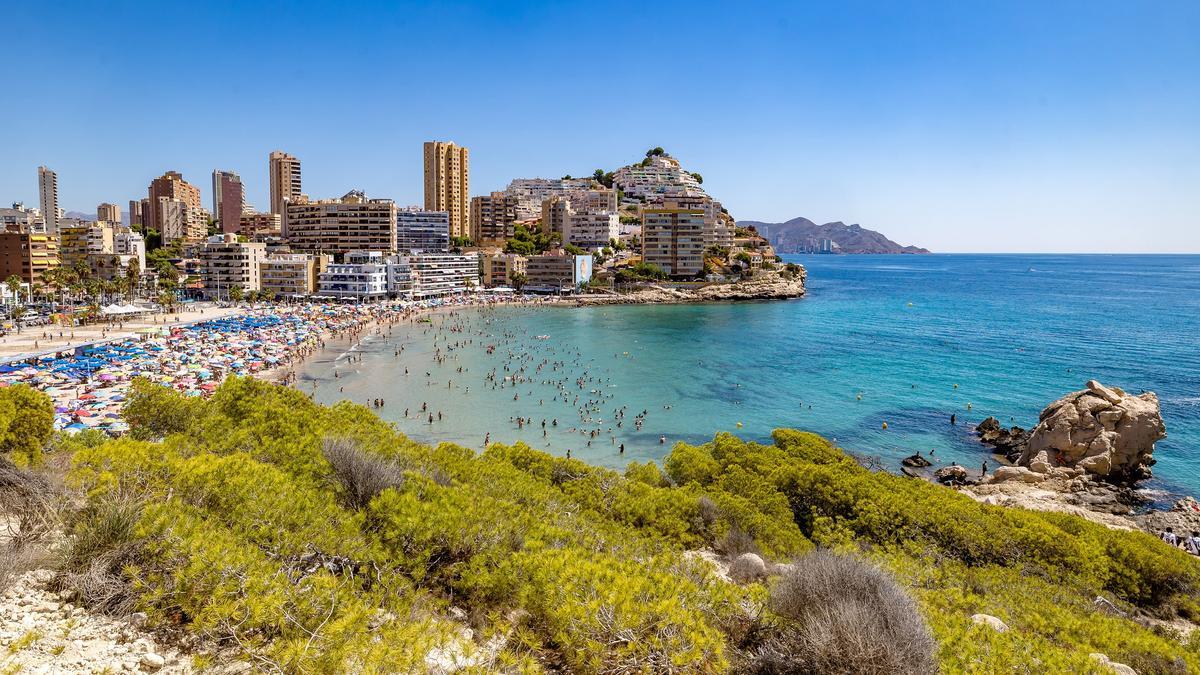 VIVIENDAS TURÍSTICAS FINESTRAT | Finestrat suspenderá las licencias ...