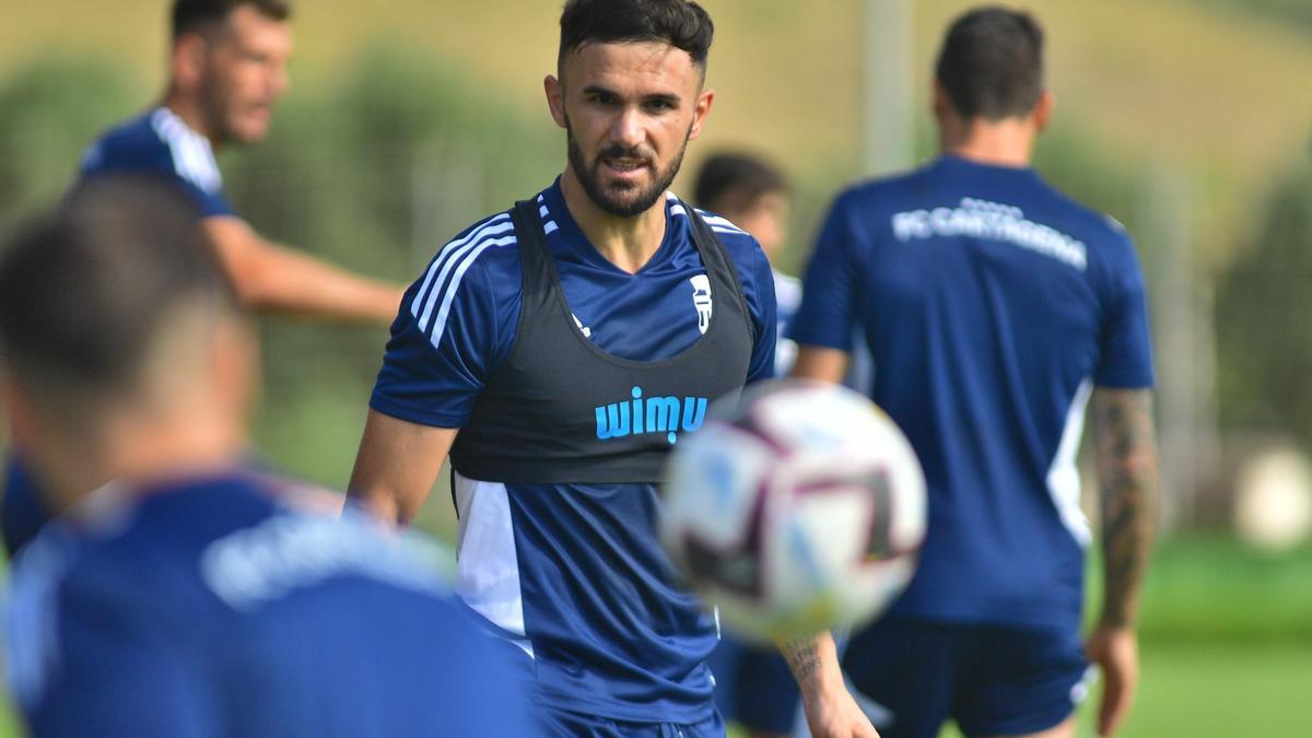 Armando Sadiku: "Tengo mucha confianza en mí mismo"