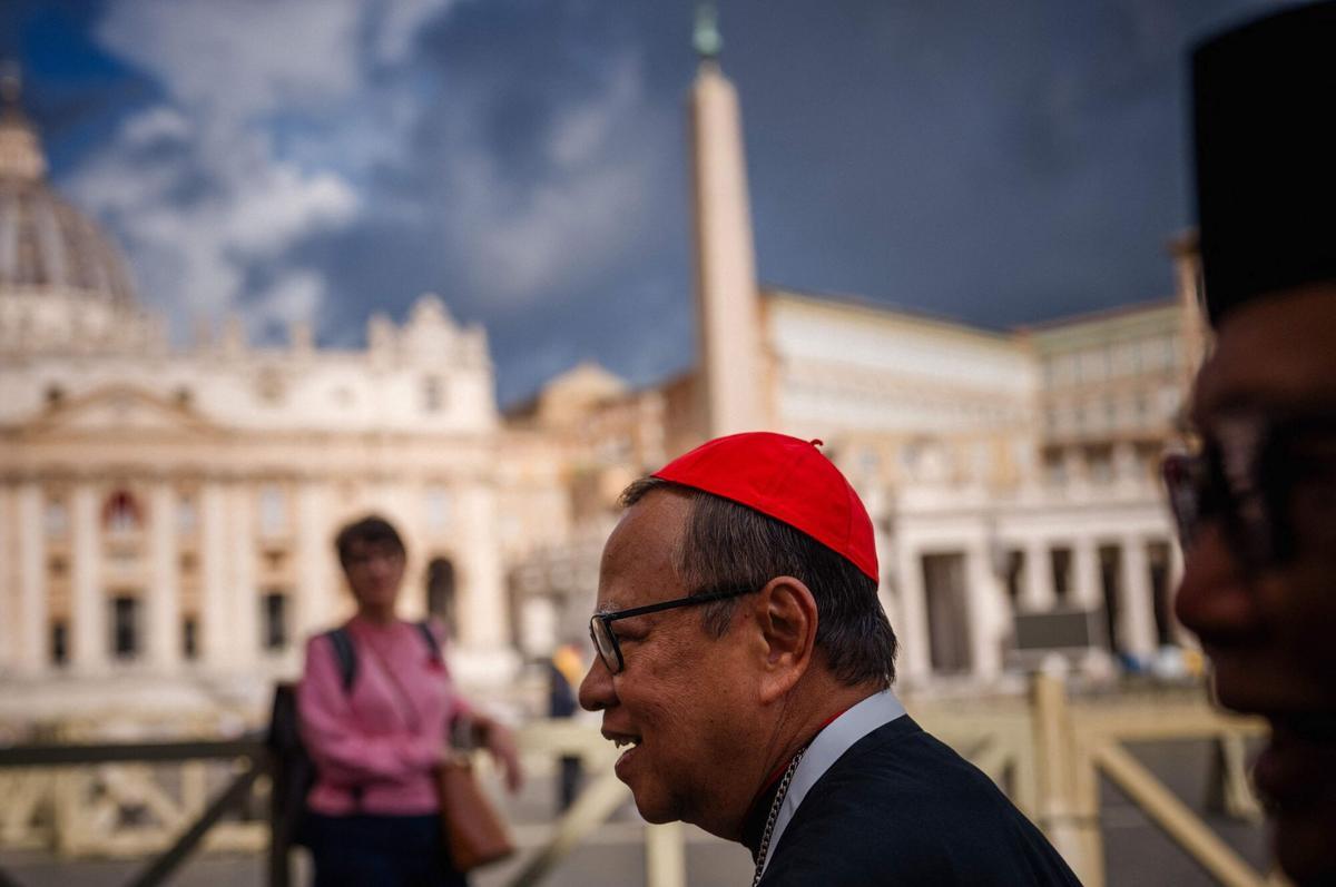 Escogen al nuevo Pontífice durante el cónclave en el Vaticano