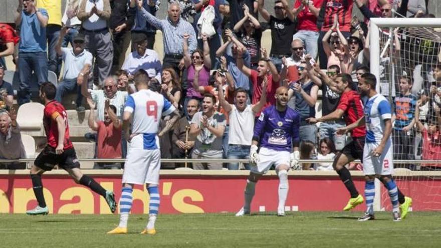 Herrero: «Volvemos al filo de la navaja»