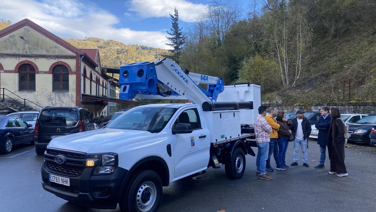 San Martín inicia con la compra de un camión grúa para el servicio ...