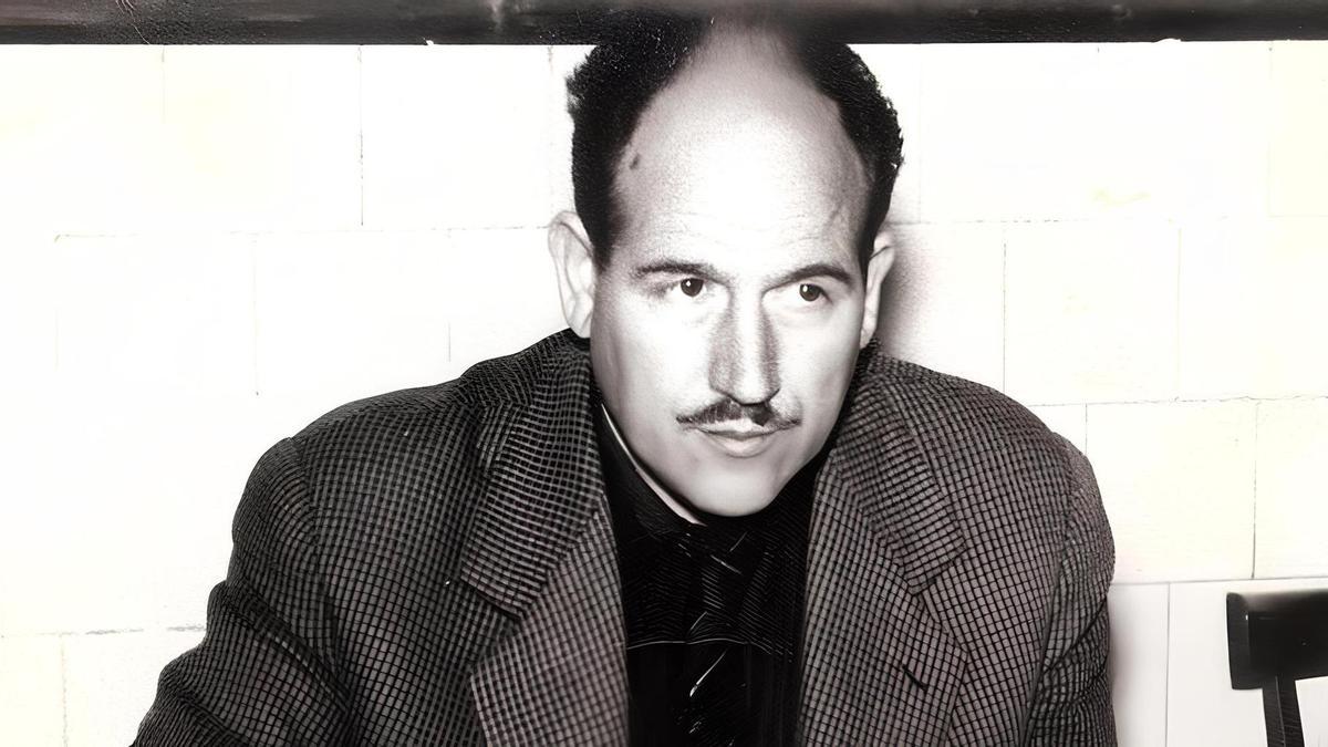 CHARLA RAFAEL AZUAR ALICANTE | Ferrándiz Lozano imparte la charla ...